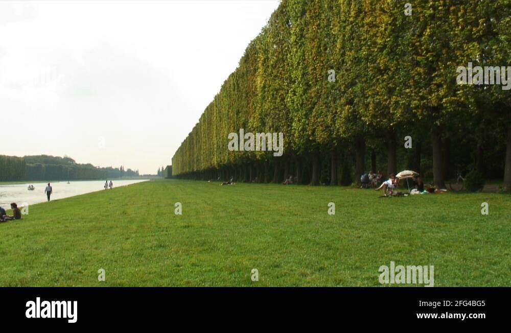 Versailles palace and gardens Stock Videos & Footage - HD and 4K Video ...