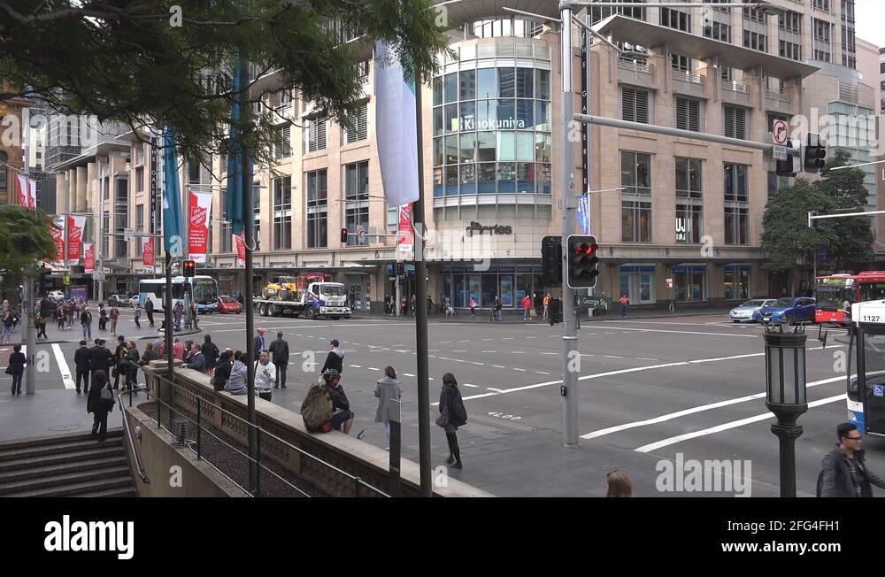 Busy corner junction Stock Videos & Footage - HD and 4K Video Clips - Alamy