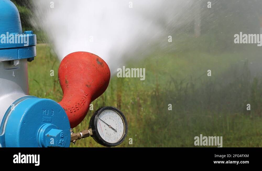 Open fire hydrant valve Stock Videos & Footage - HD and 4K Video Clips ...