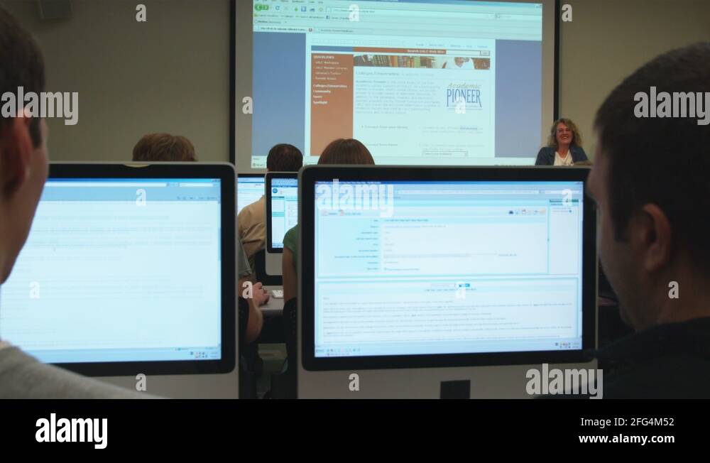 College students computer lab Stock Videos & Footage - HD and 4K Video ...
