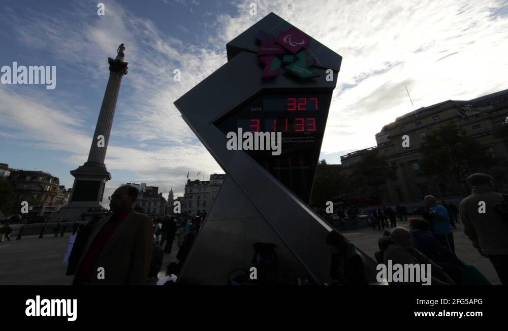 Trafalgar square clock Stock Videos & Footage - HD and 4K Video Clips ...