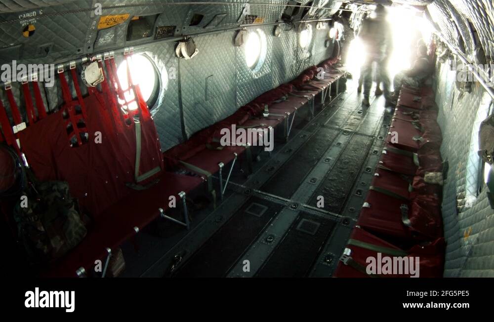 Chinook jump Stock Videos & Footage - HD and 4K Video Clips - Alamy