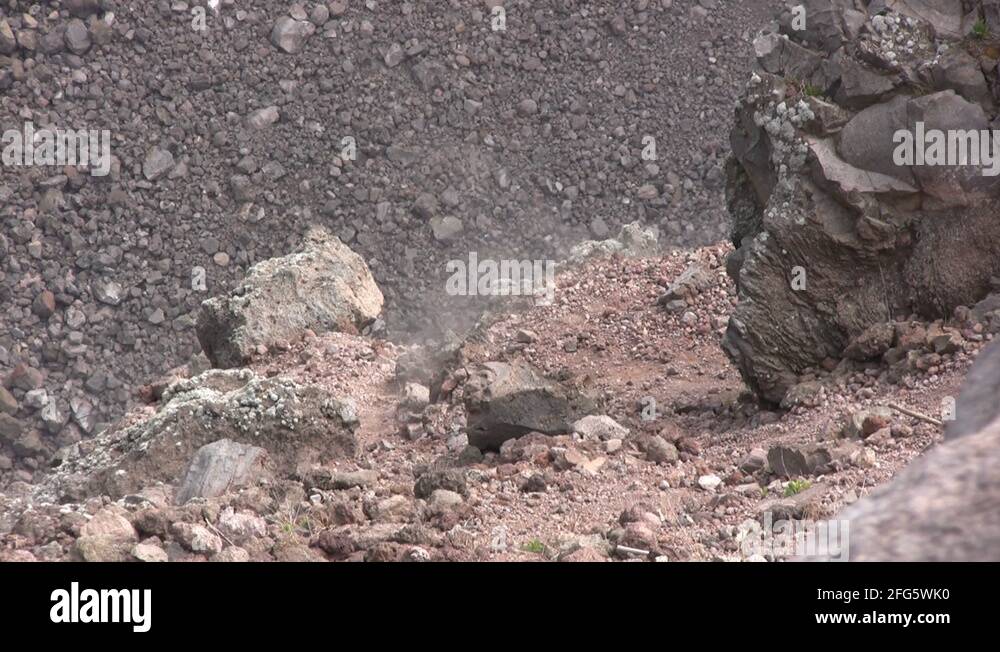 Volcan vesuvius Stock Videos & Footage - HD and 4K Video Clips - Alamy