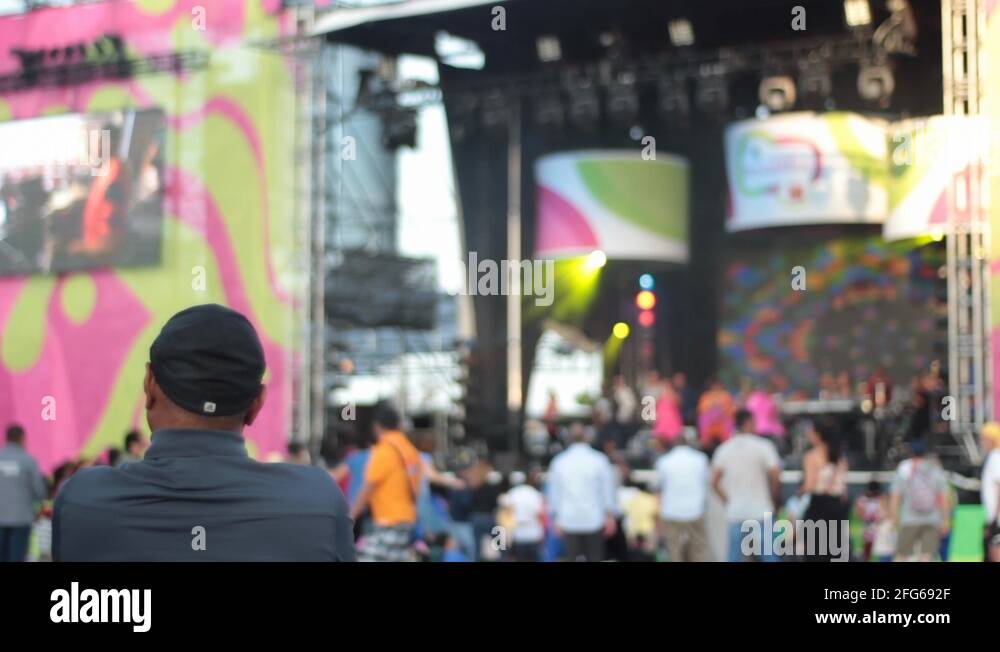 Concert attendance Stock Videos & Footage - HD and 4K Video Clips - Alamy