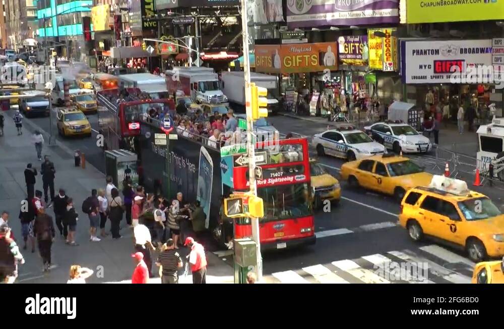 Public platform Stock Videos & Footage - HD and 4K Video Clips - Alamy