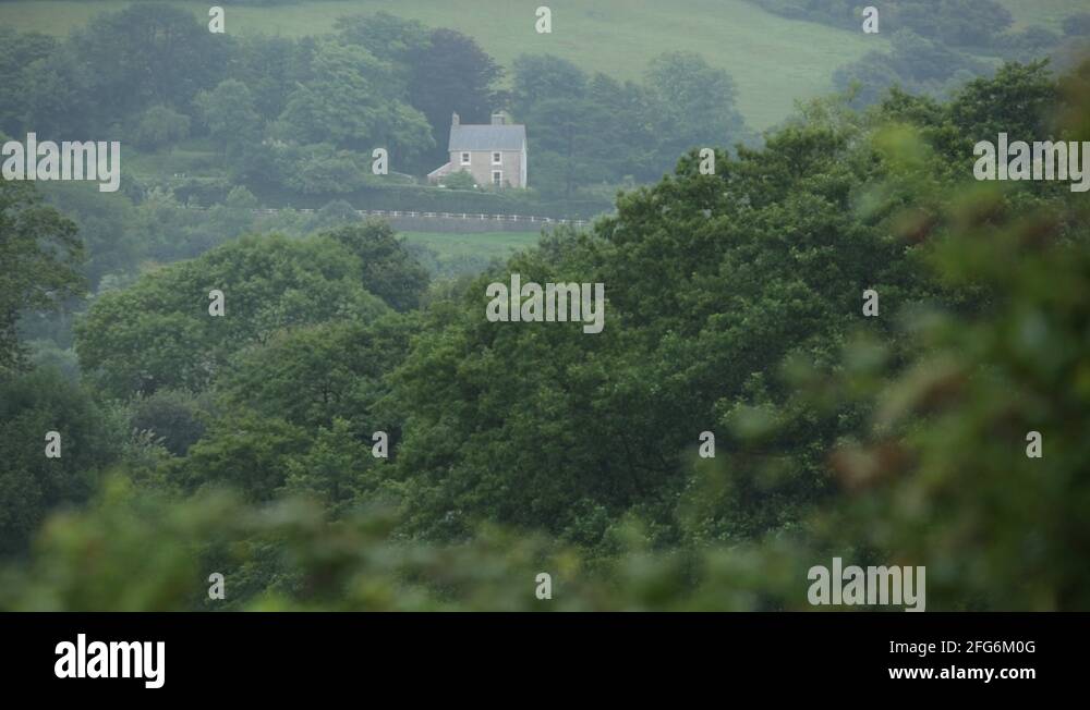 English farm house Stock Videos & Footage - HD and 4K Video Clips - Alamy