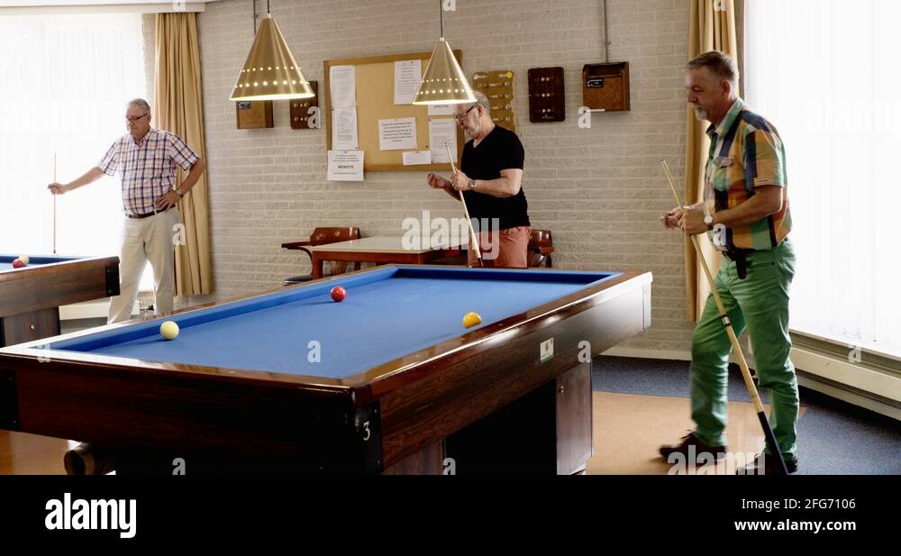 Billiard players Stock Videos & Footage - HD and 4K Video Clips - Alamy