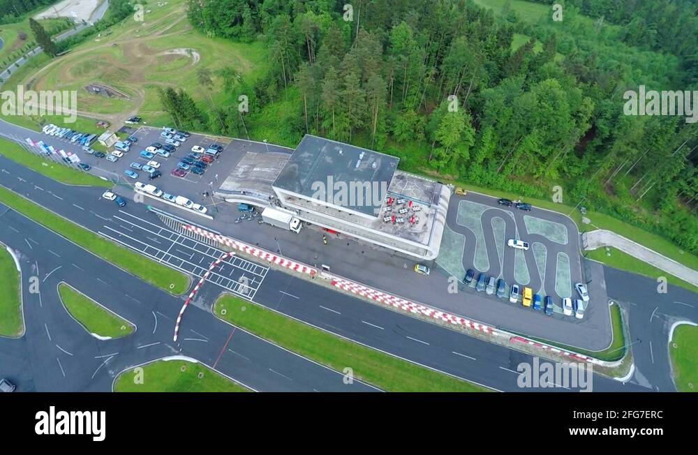 Polygon building Stock Videos & Footage - HD and 4K Video Clips - Alamy