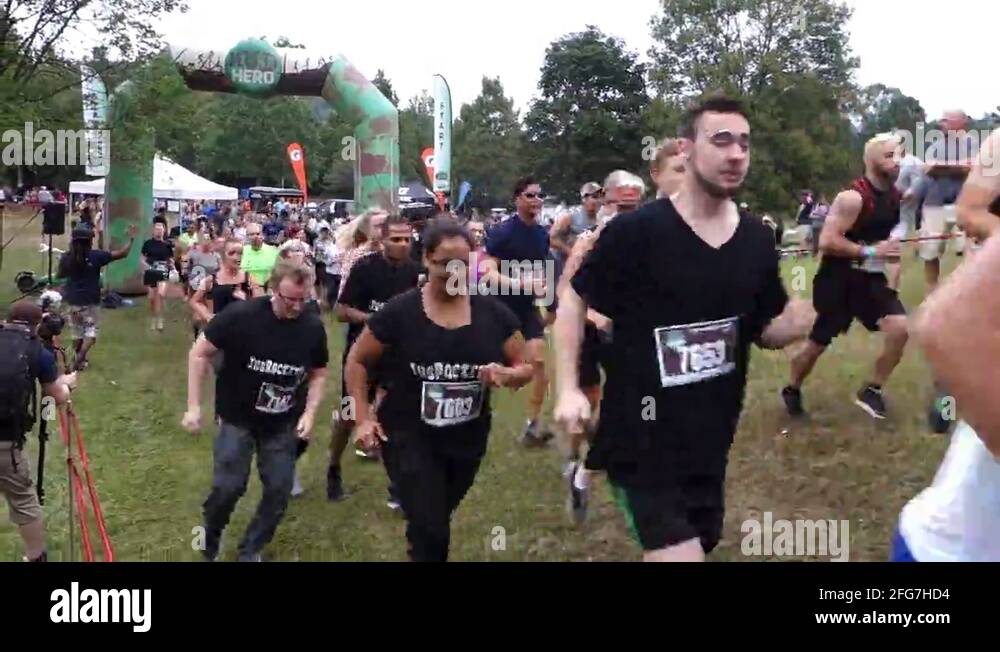 Start race footrace Stock Videos & Footage - HD and 4K Video Clips - Alamy