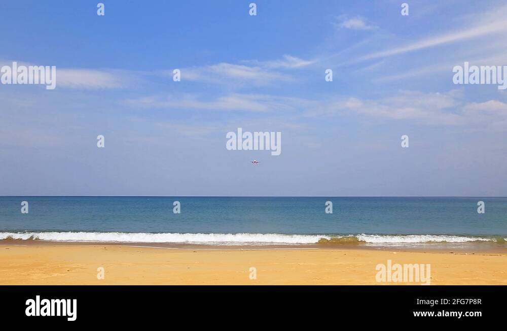 Plane beach tropical Stock Videos & Footage - HD and 4K Video Clips - Alamy