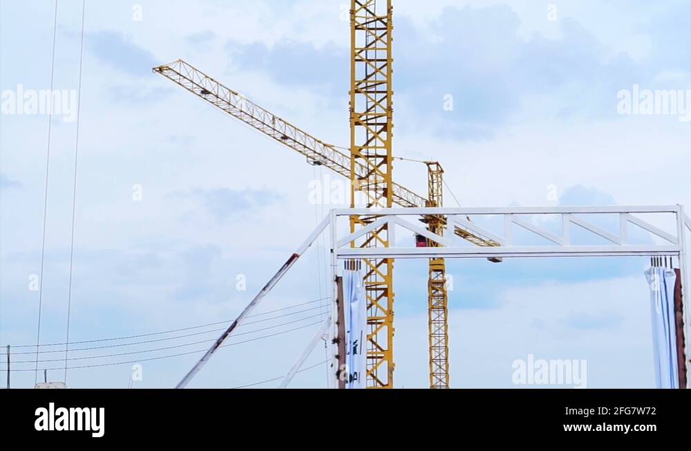 Two crane Stock Videos & Footage - HD and 4K Video Clips - Alamy