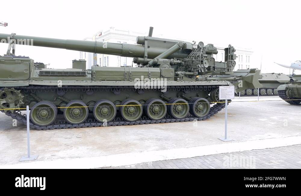 Soviet self propelled heavy howitzer Stock Videos & Footage - HD and 4K Video Clips - Alamy