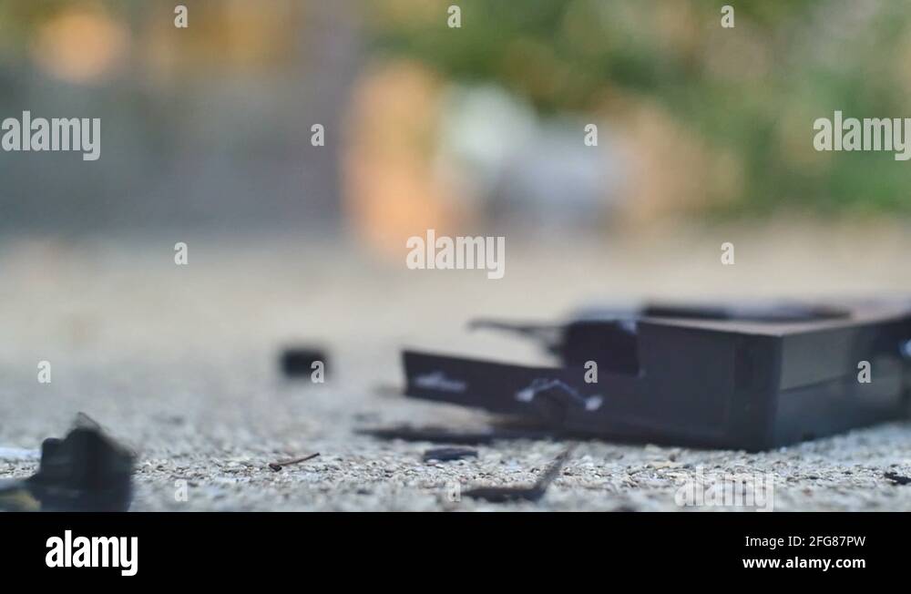 Broken tape recorder Stock Videos & Footage - HD and 4K Video Clips - Alamy