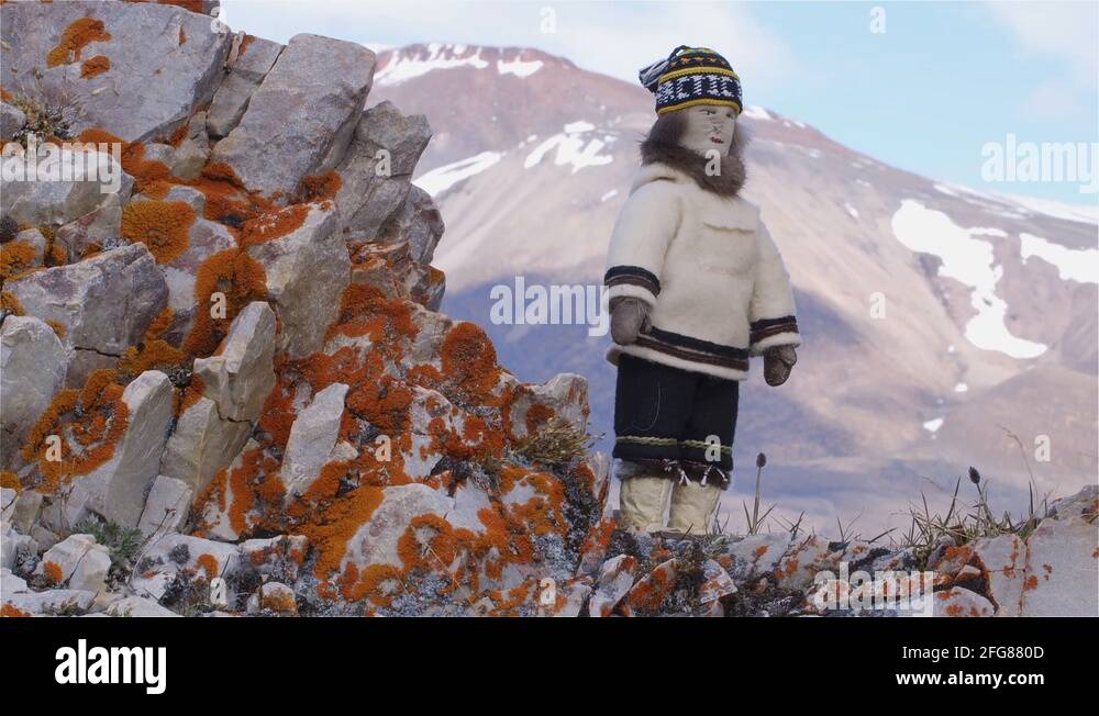 Inuit doll Stock Videos & Footage - HD and 4K Video Clips - Alamy