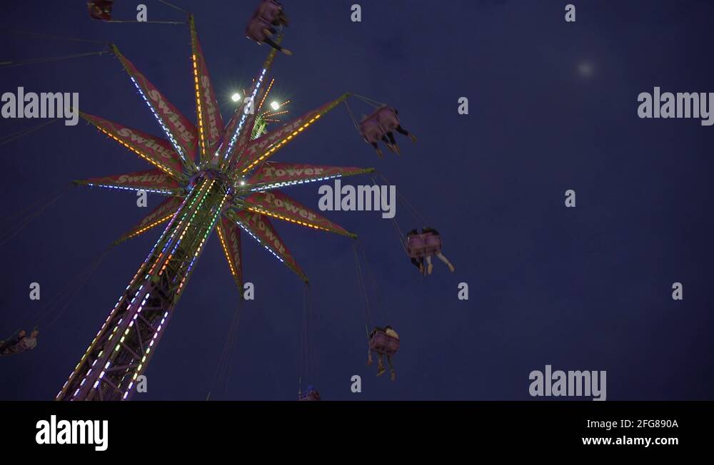 Swing tower ride Stock Videos & Footage - HD and 4K Video Clips - Alamy