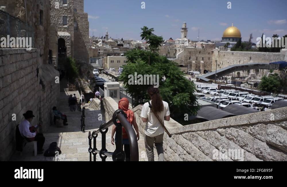 Walk to wailing wall, dome of the rock, Jerusalem, Israel Palestine ...