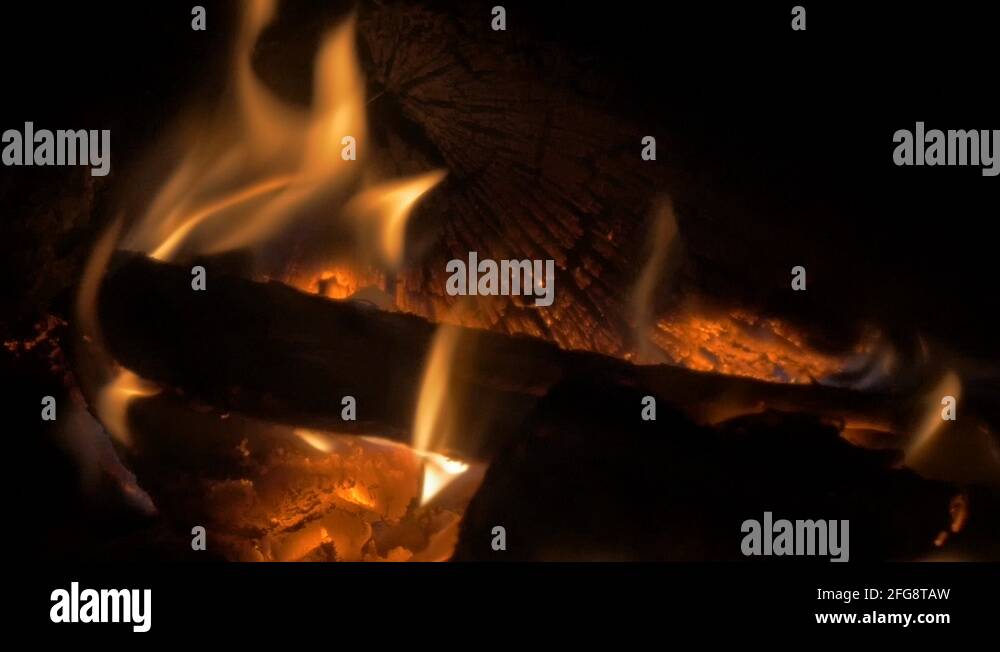 Fireplace hd 1080p Stock Videos & Footage - HD and 4K Video Clips - Alamy