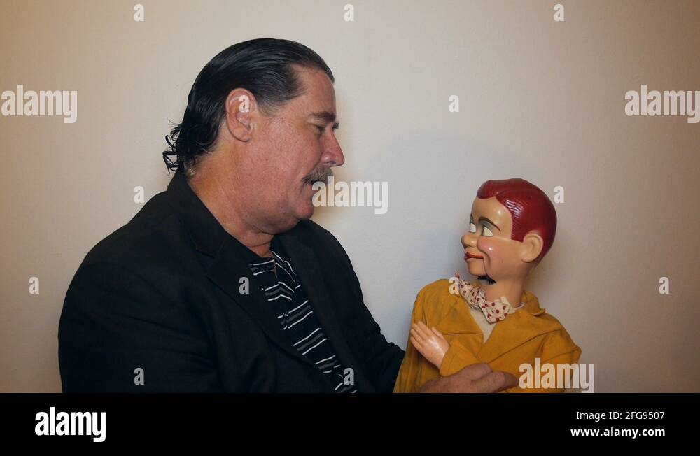 Ventriloquist man Stock Videos & Footage - HD and 4K Video Clips - Alamy