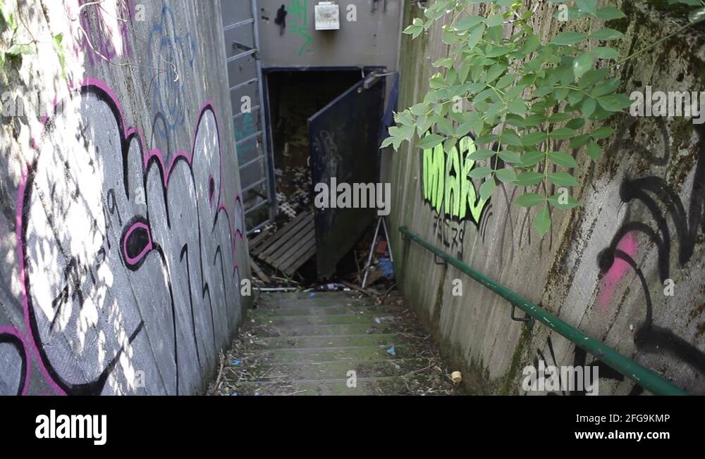 Graffiti squat graffiti Stock Videos & Footage - HD and 4K Video Clips ...