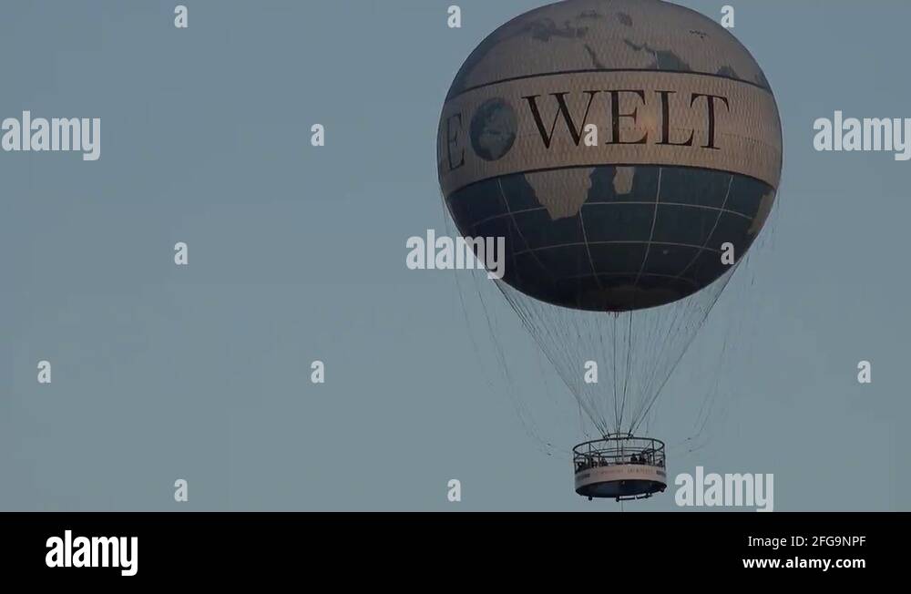 Die welt hot air helium balloon berlin Stock Videos & Footage - HD and ...