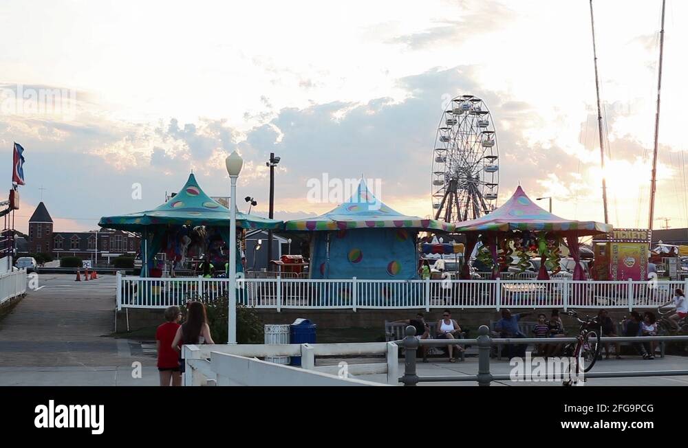Street fairgrounds Stock Videos & Footage - HD and 4K Video Clips - Alamy