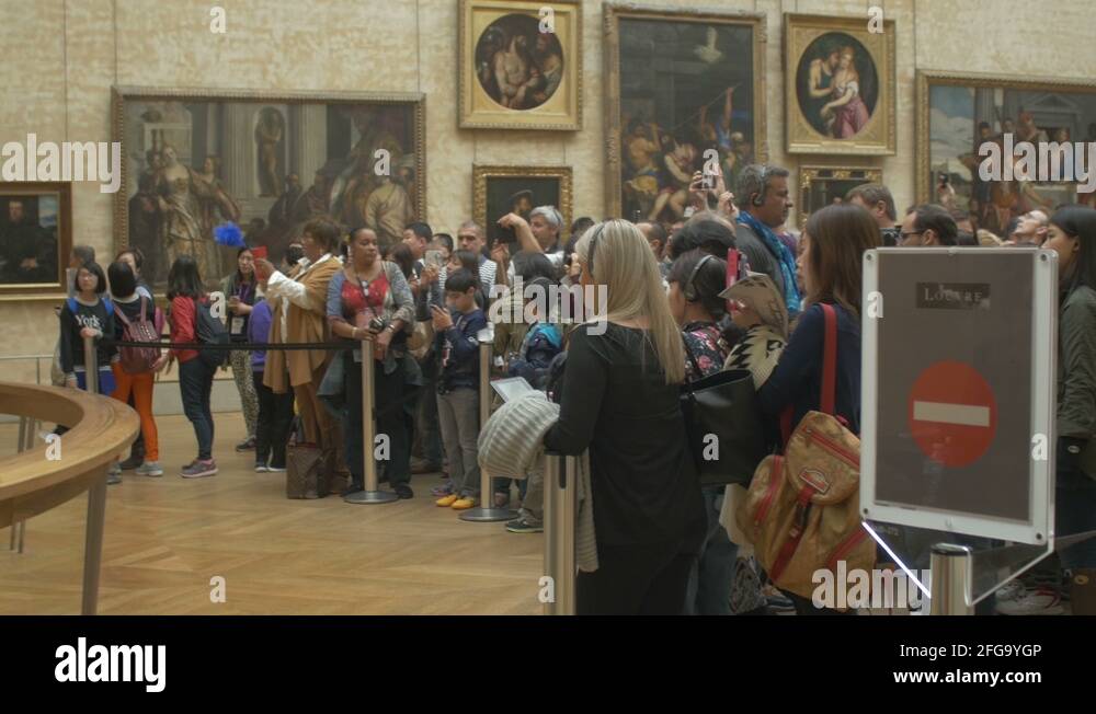 Mona lisa crowd Stock Videos & Footage - HD and 4K Video Clips - Alamy