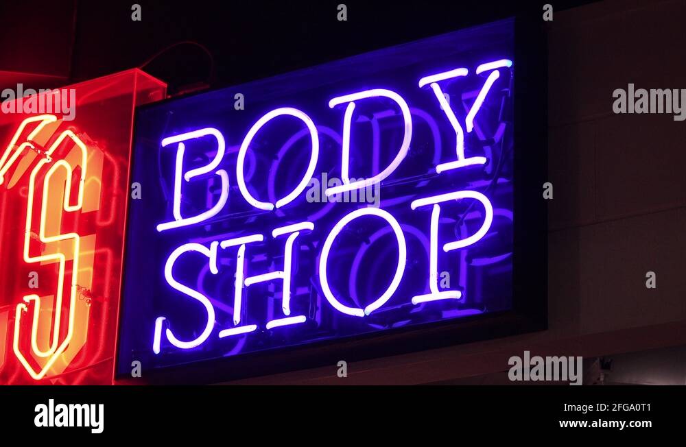 Body shop sign Stock Videos & Footage - HD and 4K Video Clips - Alamy