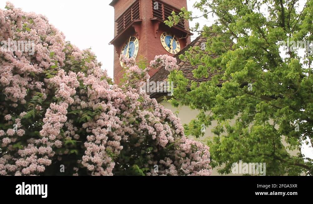 Clock house farm Stock Videos & Footage - HD and 4K Video Clips - Alamy