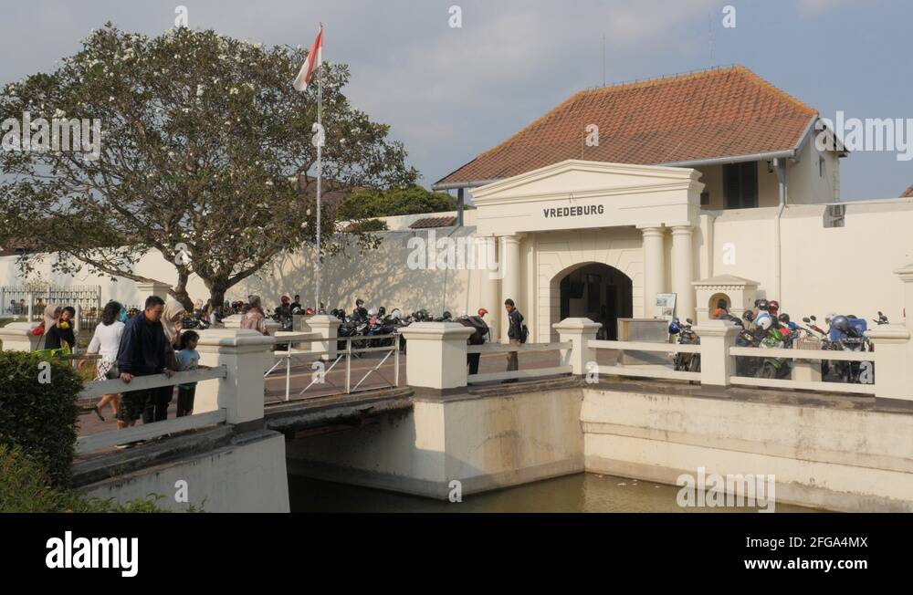 Colonial fort Stock Videos & Footage - HD and 4K Video Clips - Alamy