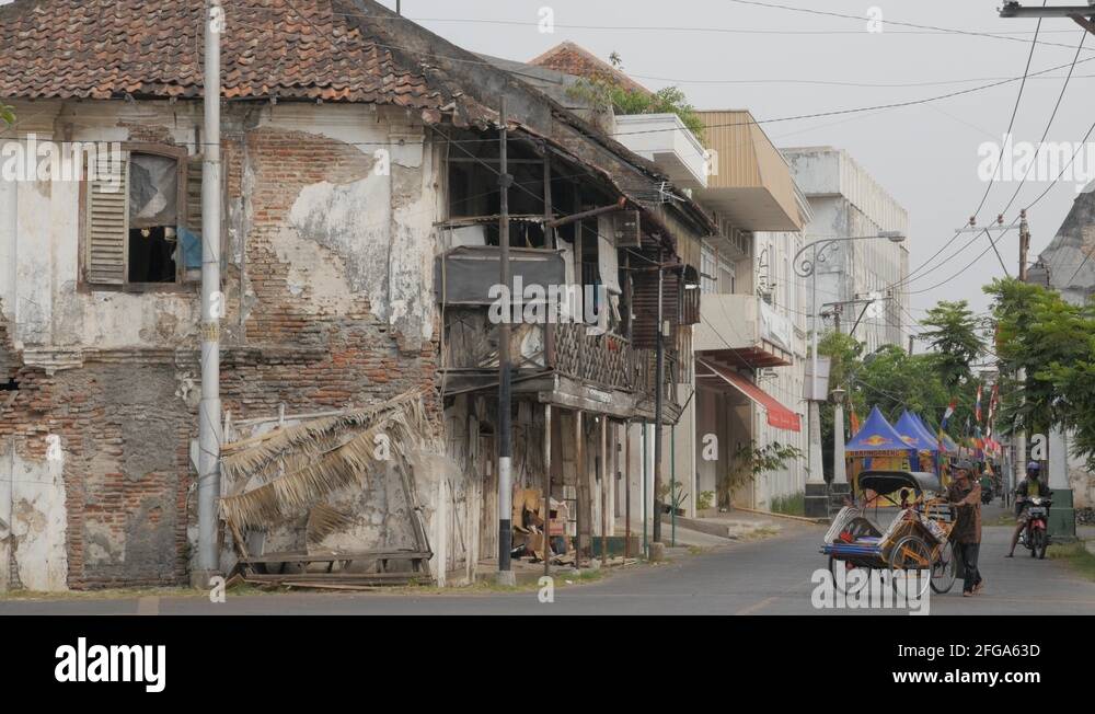 Java rickshaw Stock Videos & Footage - HD and 4K Video Clips - Alamy