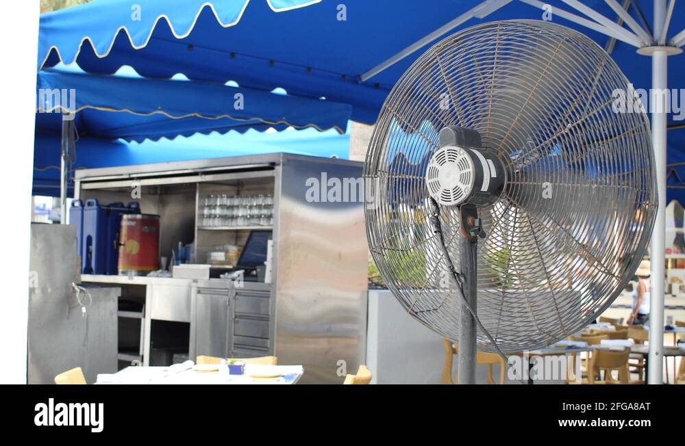 Spinning fan Stock Videos & Footage - HD and 4K Video Clips - Alamy