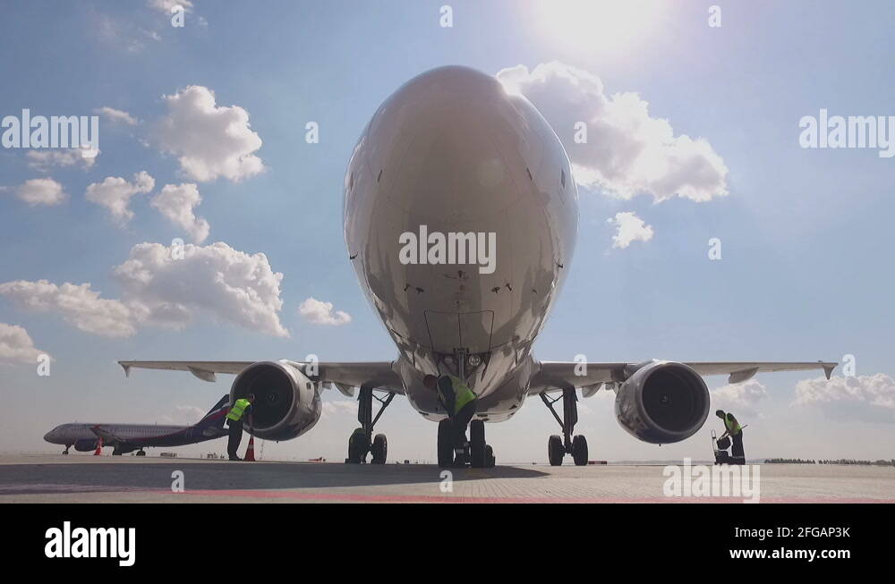 Airplane flight aviation service Stock Videos & Footage - HD and 4K ...