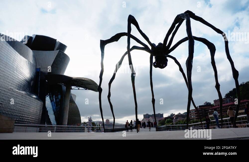 Spider sculpture Stock Videos & Footage - HD and 4K Video Clips - Alamy