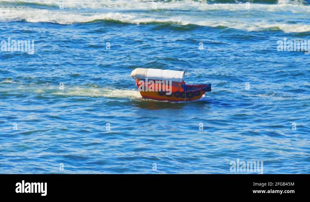 Traditional chinese junk boat on Stock Videos & Footage - HD and 4K ...