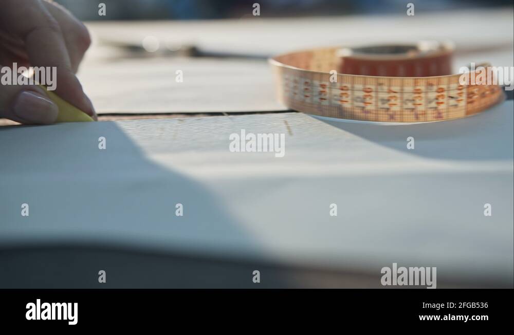 Notch guide Stock Videos & Footage - HD and 4K Video Clips - Alamy