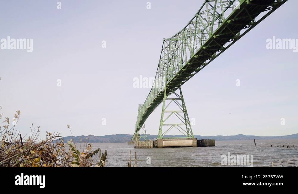 Astoria megler Stock Videos & Footage - HD and 4K Video Clips - Alamy