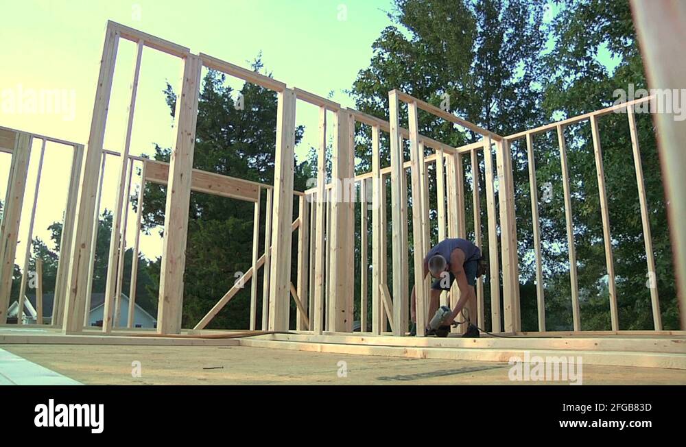 Framing house Stock Videos & Footage - HD and 4K Video Clips - Alamy