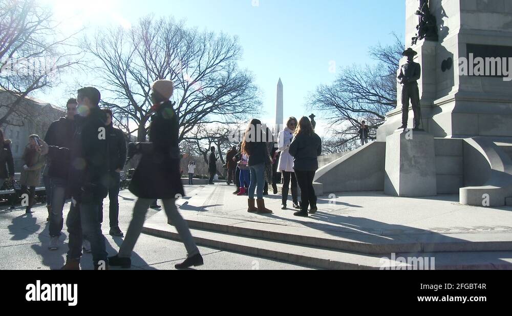 People visiting monuments Stock Videos & Footage - HD and 4K Video ...