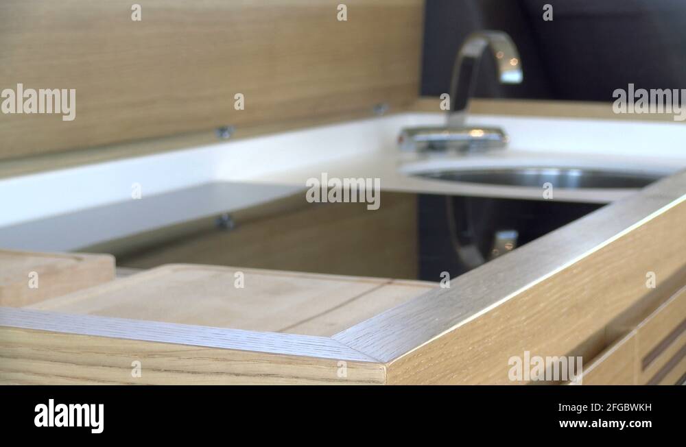 Induction hob on Stock Videos & Footage - HD and 4K Video Clips - Alamy