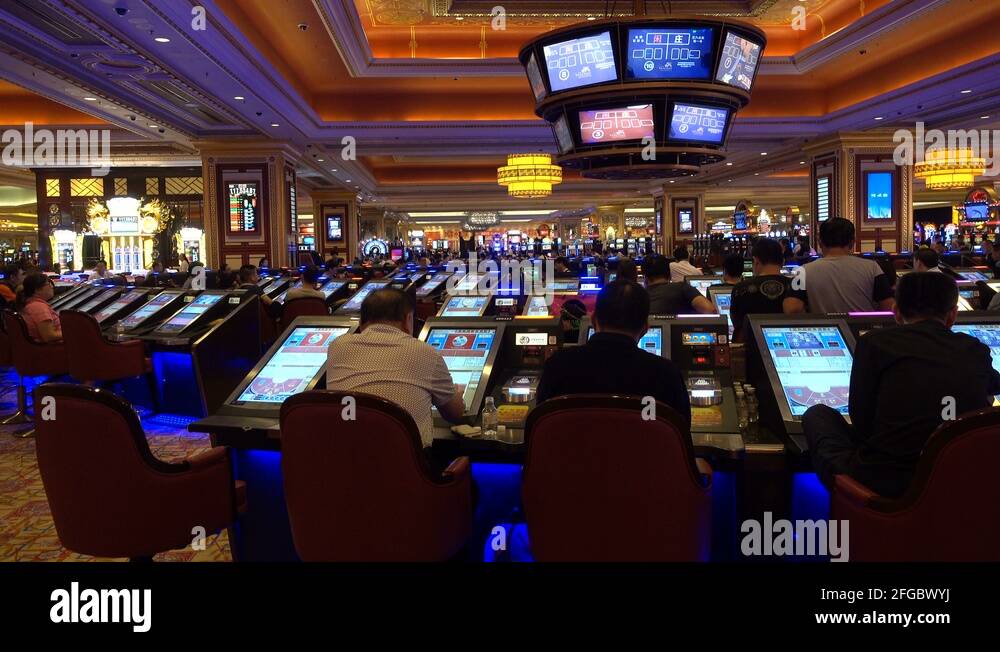 China tables Stock Videos & Footage - HD and 4K Video Clips - Alamy