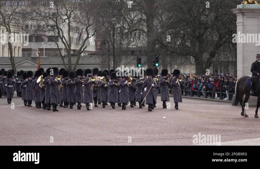 Royal guard protecting palace Stock Videos & Footage - HD and 4K Video ...