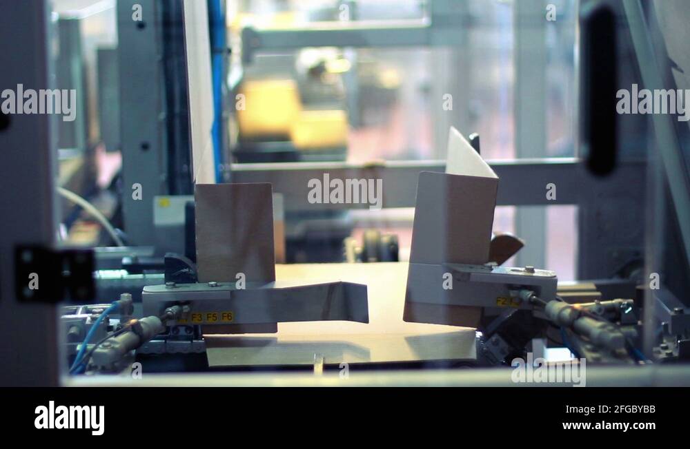 Long line of boxes Stock Videos & Footage - HD and 4K Video Clips - Alamy