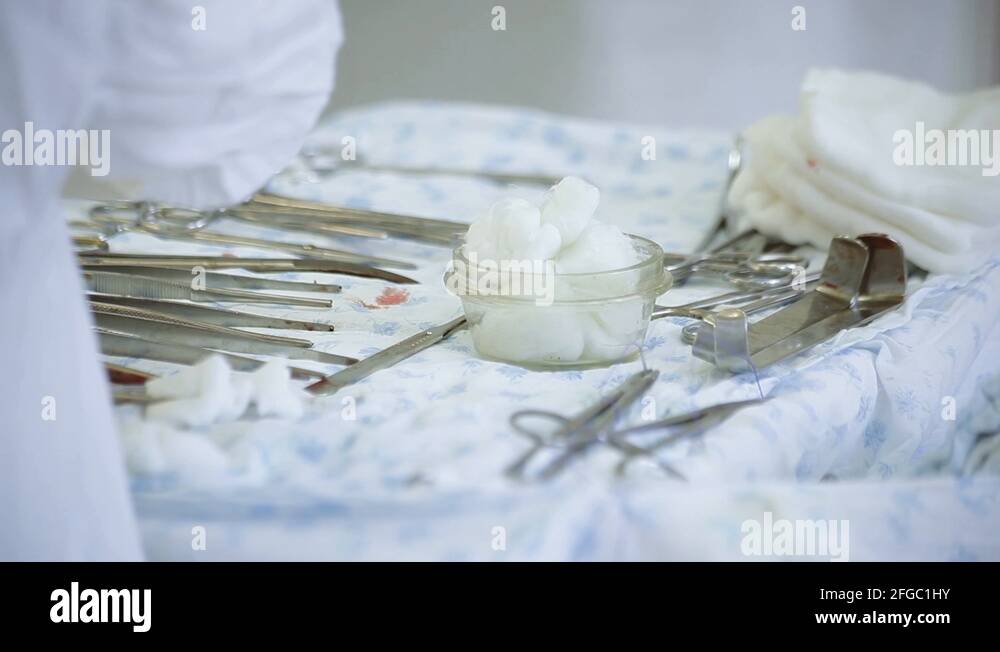 Surgical tools Stock Videos & Footage - HD and 4K Video Clips - Alamy