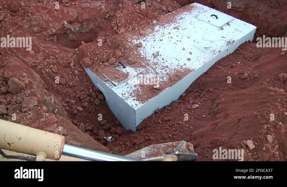 Being buried Stock Videos & Footage - HD and 4K Video Clips - Alamy