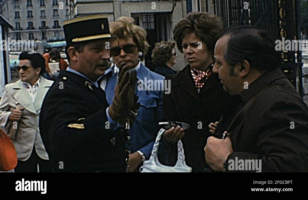 Paris gendarmerie Stock Videos & Footage - HD and 4K Video Clips - Alamy