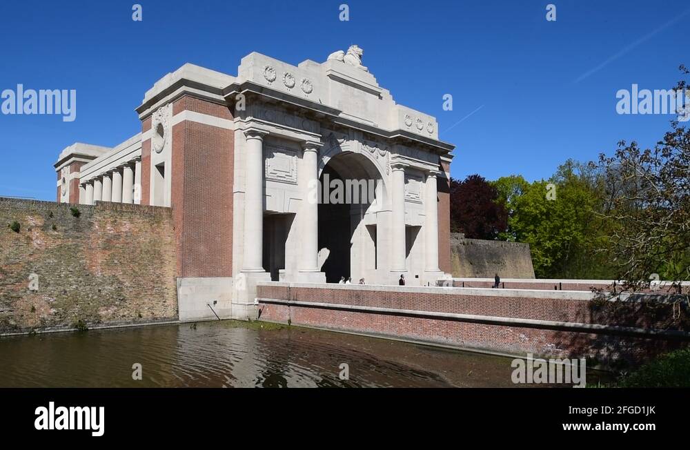 Menin gate arch Stock Videos & Footage - HD and 4K Video Clips - Alamy