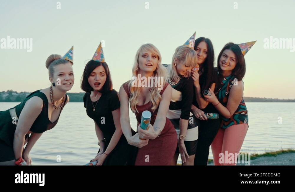 Party beach drunk Stock Videos & Footage - HD and 4K Video Clips - Alamy