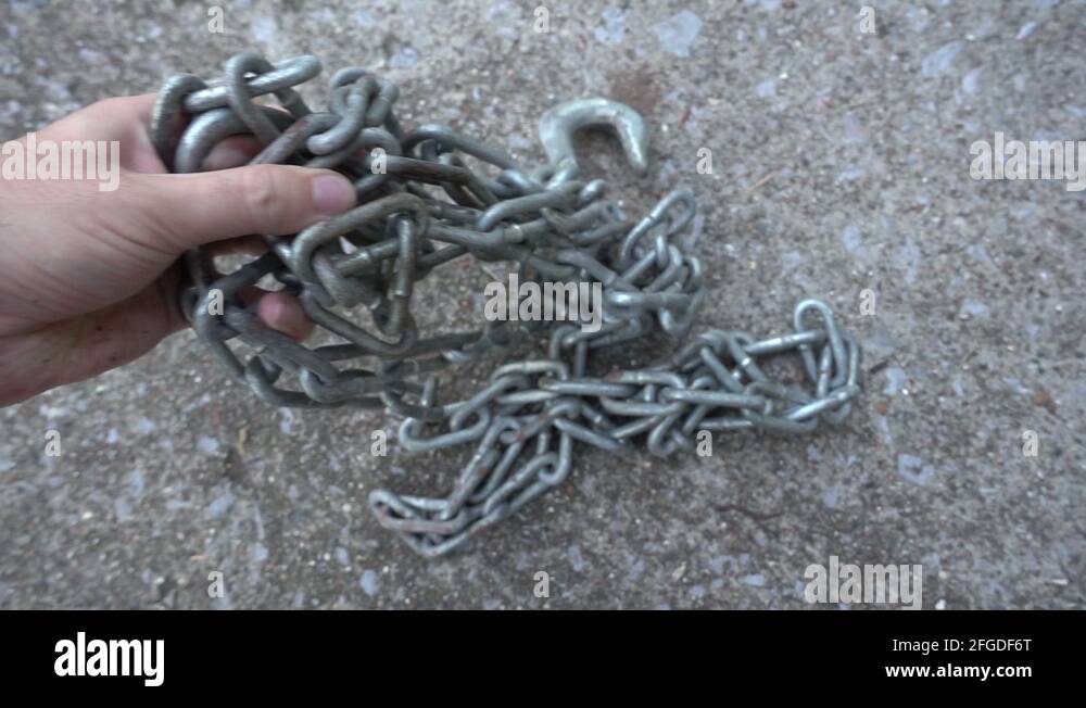 Metal chain Stock Videos & Footage - HD and 4K Video Clips - Alamy