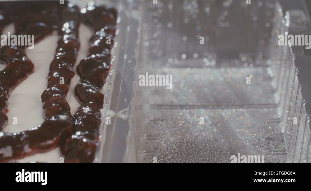 Blueberry jam cake Stock Videos & Footage - HD and 4K Video Clips - Alamy