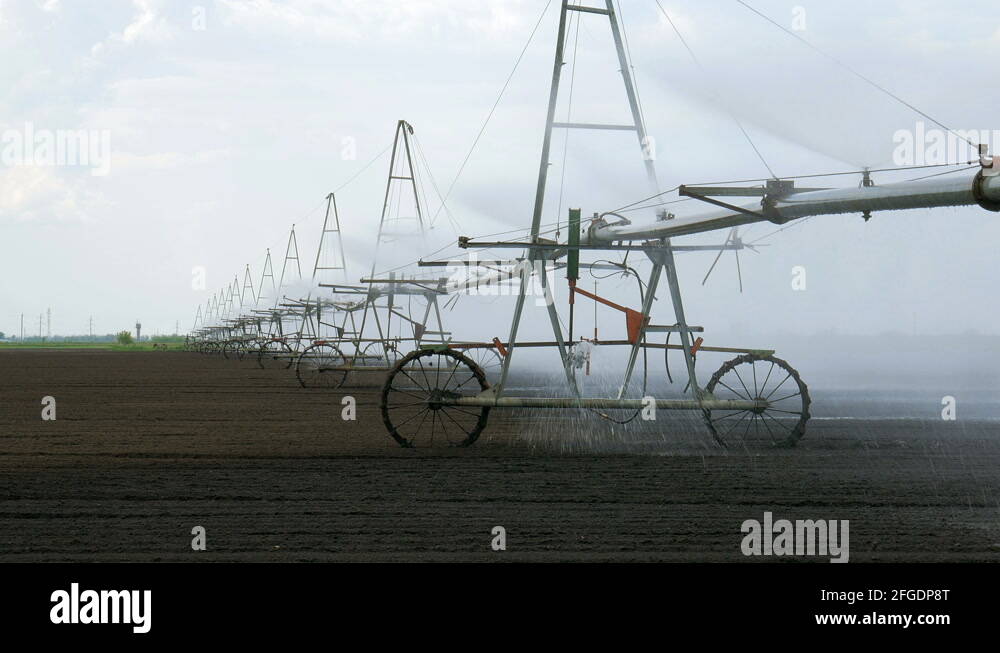Self propelled irrigation Stock Videos & Footage - HD and 4K Video ...